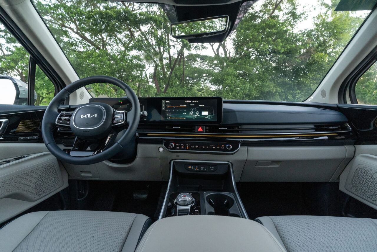 KIA CARNIVAL - Electric Vehicles Philippines