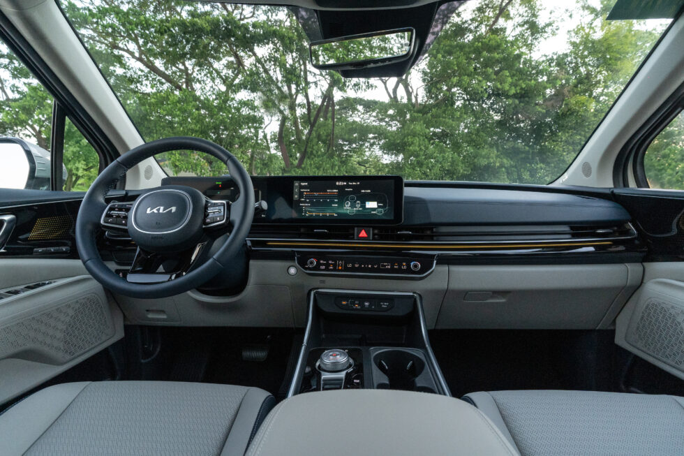 KIA CARNIVAL - Electric Vehicles Philippines